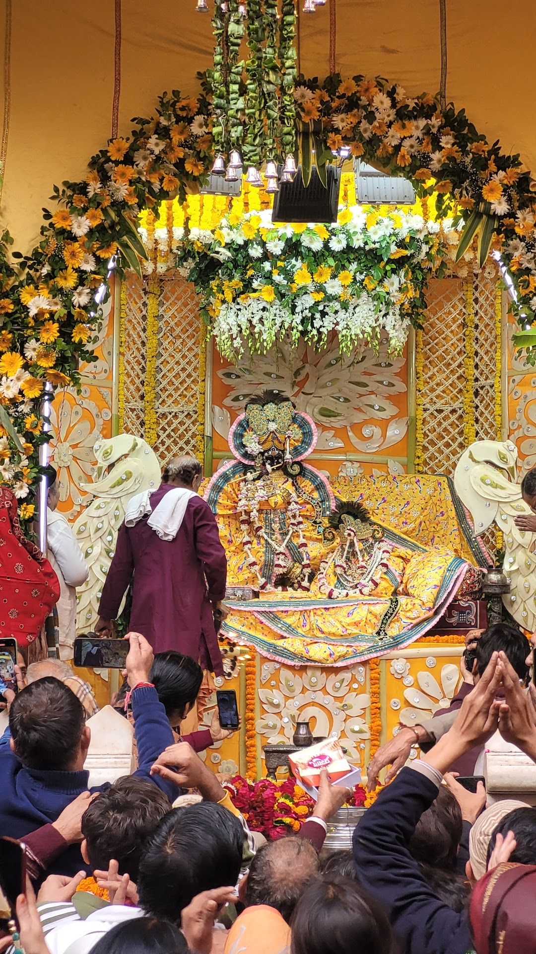 Radha Vallabh Mandir, Vrindavan - Timing, About, History, Photos